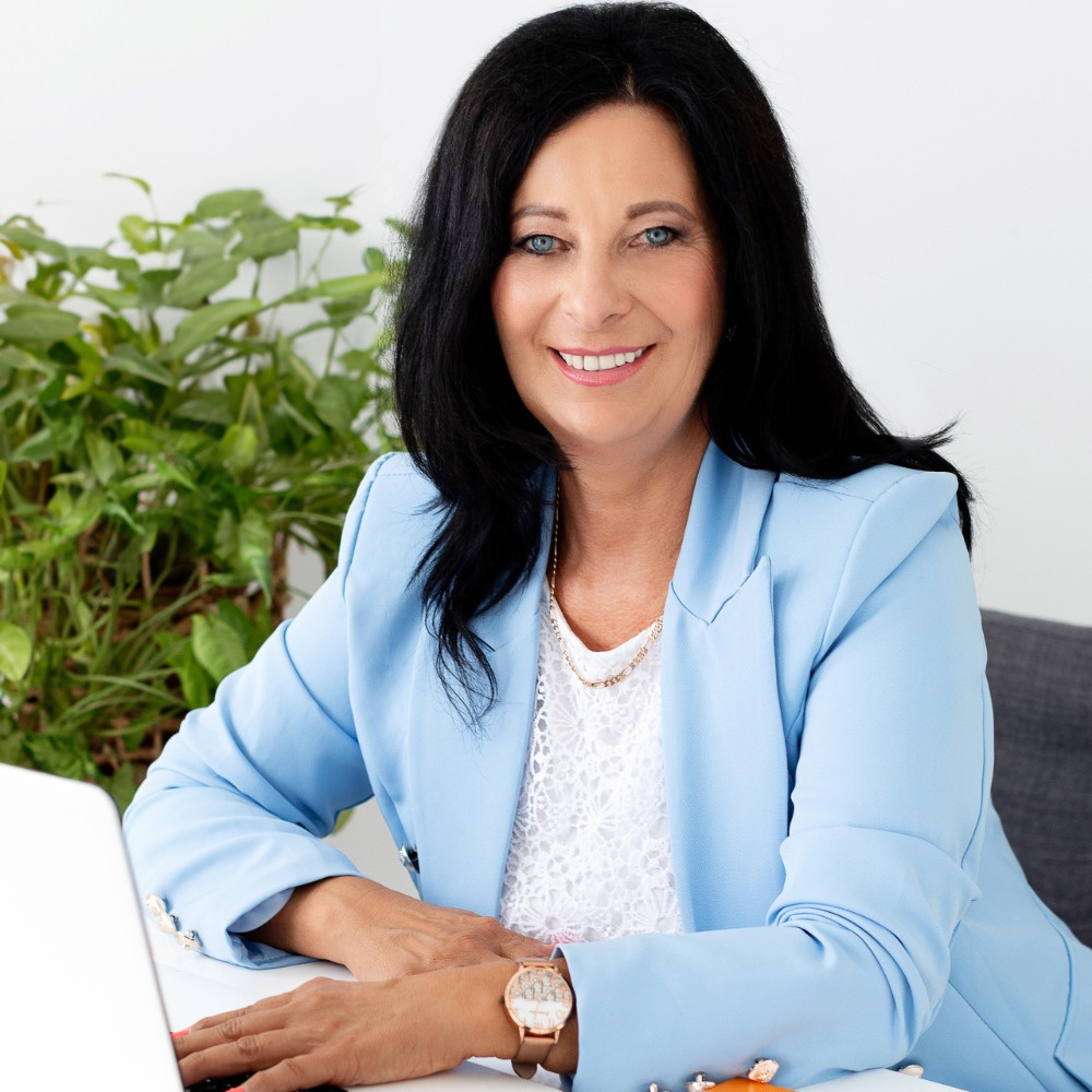 Kállai Rózsa - Otthon Centrum